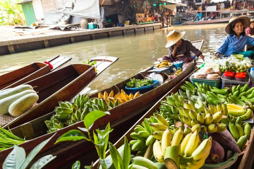 The 6 Best Floating Markets In Bangkok + Floating Market Tours