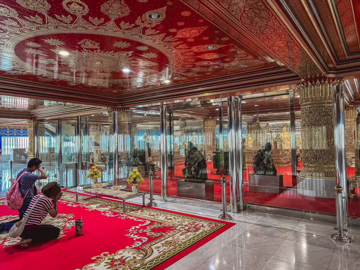 Wat Paknam Phasi Charoen: Marvel At The Largest Buddha Statue In The City