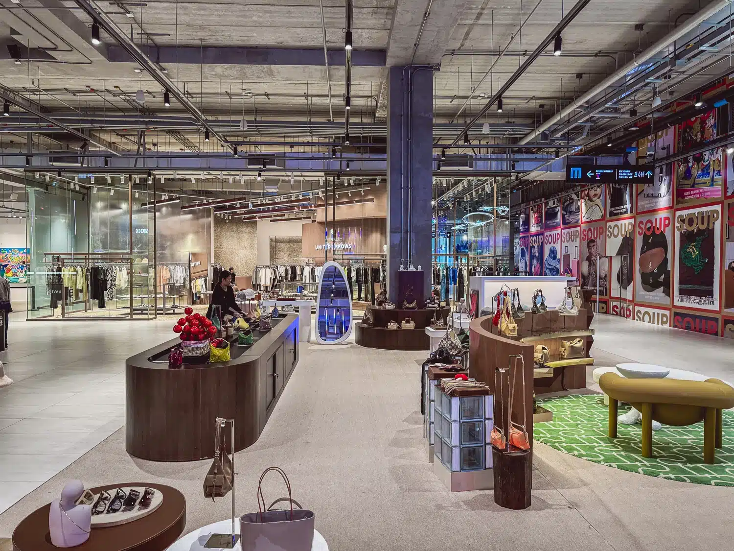 EmSphere Mall Bangkok: Shopping In The Sukhumvit District